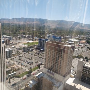 SILVER LEGACY RENO - A CAESARS REWARDS DESTINATION - Updated October ...