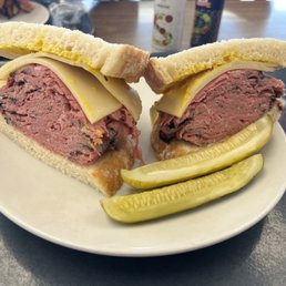 SHAPIRO’S DELICATESSEN - Updated November 2024 - 1287 Photos & 1014 ...