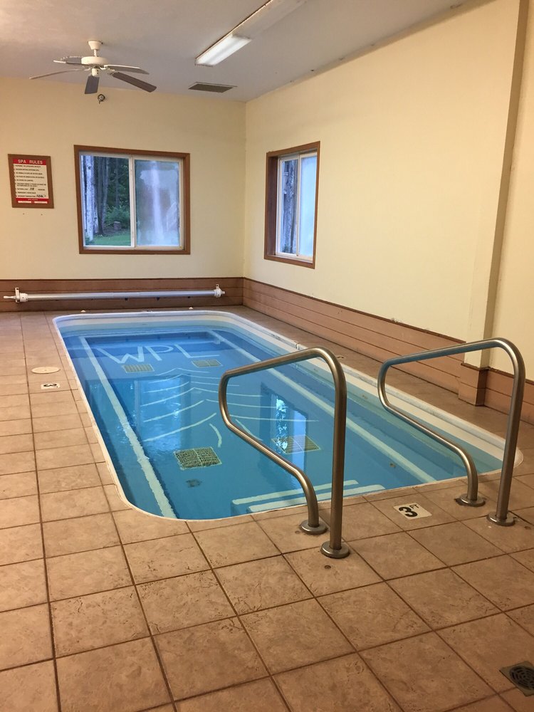 WHITE PINE LODGE - Updated October 2025 - 20 Reviews - E7889 W State ...