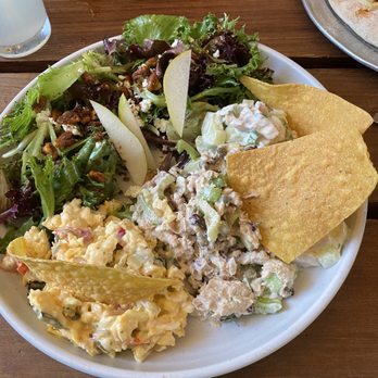 THE LEANING PEAR - Updated 2024 - 794 Photos & 846 Reviews - 111 River ...