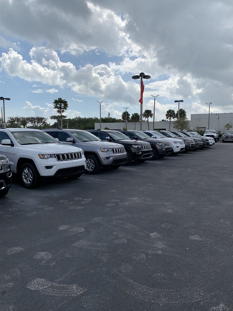 DADELAND DODGE CHRYSLER JEEP RAM - 144 Photos & 199 Reviews - 16501 S ...
