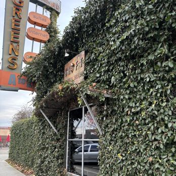 SHIFT COFFEE HOUSE - Updated July 2024 - 600 Photos & 404 Reviews ...