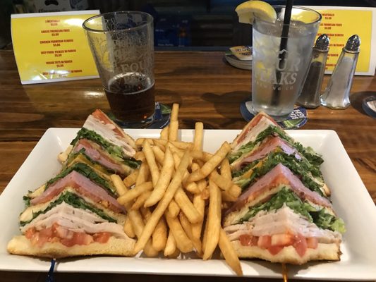 GOLD STALLION RESTAURANT - 89 Photos & 102 Reviews - 6030 S Kings Ranch ...