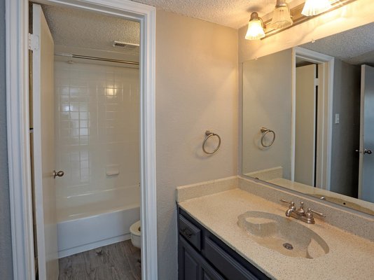 FIELDER CROSSING CONDOMINIUMS - Updated April 2026 - 69 Photos & 25 ...