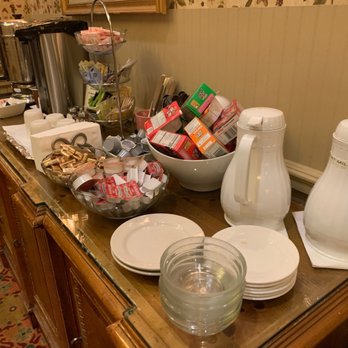 WALL STREET INN - Updated July 2025 - 51 Photos & 59 Reviews - 9 S ...