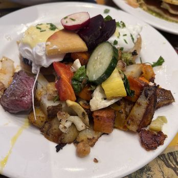 BROOKLINE LUNCH - Updated November 2024 - 600 Photos & 679 Reviews - 9 ...