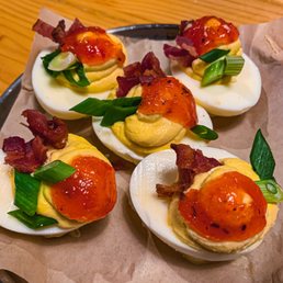 TABLE 20 - Updated October 2025 - 143 Photos & 200 Reviews - 20 N Wall ...