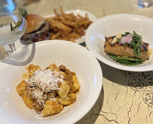 ELLE RESTAURANT & LOUNGE - Updated January 2026 - 57 Photos & 72 ...