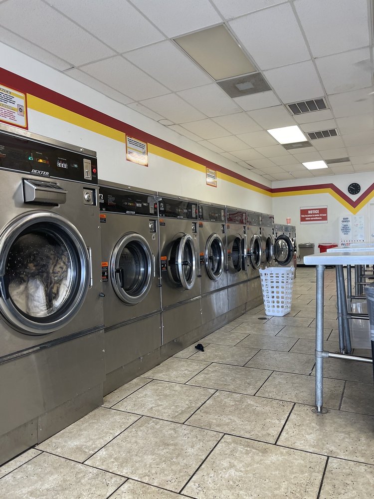 24/7 COIN LAUNDRY - Updated November 2025 - 45 Photos - 2501 Government ...