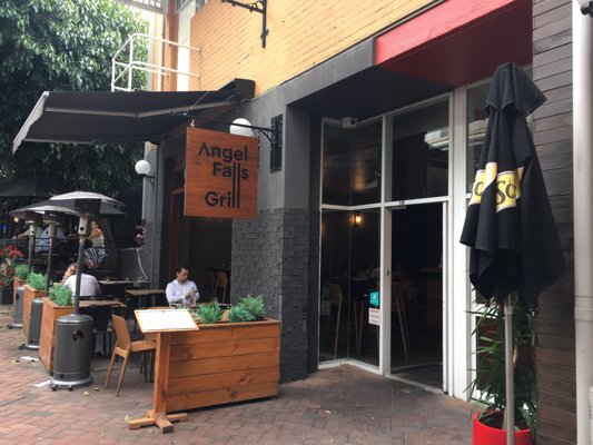 ANGEL FALLS GRILL - 107 Photos & 32 Reviews - Shafto Lane, Perth ...