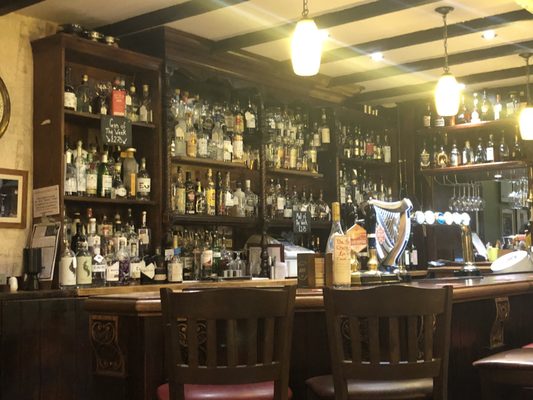 THE STRATHKINNESS TAVERN - Updated August 2025 - 4 High Road, St ...