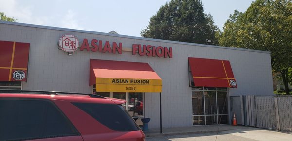 ASIAN FUSION - 214 Photos & 135 Reviews - Asian Fusion - 1609 E North ...