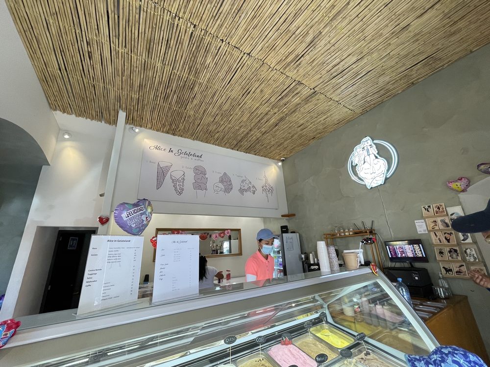 ALICE IN GELATOLAND - Updated August 2025 - Calle de Armenta y López ...