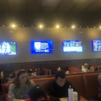 SAUCED WING BAR - Updated January 2026 - 265 Photos & 286 Reviews - 215 ...