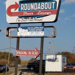 ROUNDABOUT DINER & LOUNGE - Updated December 2025 - 451 Photos & 698 ...