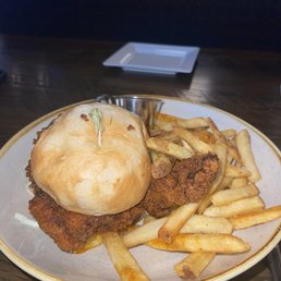 THE RIDLEY - Updated January 2026 - 176 Photos & 180 Reviews - 1106 W ...