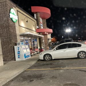 WALMART SUPERCENTER - Updated June 2025 - 17 Photos - 512 Industrial ...