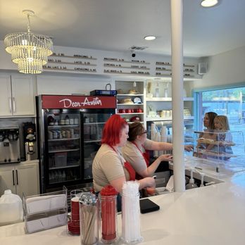 DEAR AUSTIN COFFEE BAR - Updated November 2024 - 62 Photos & 30 Reviews ...