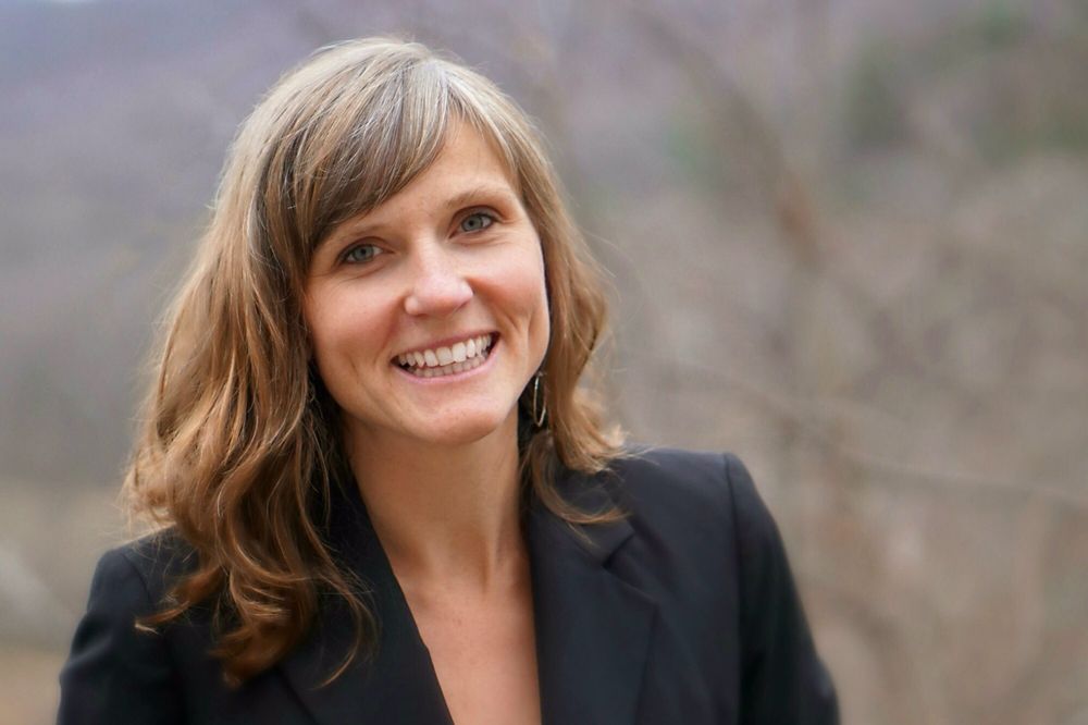 BECCA LOOMER - Contact Agent - 47 Patton Ave, Asheville, North Carolina ...