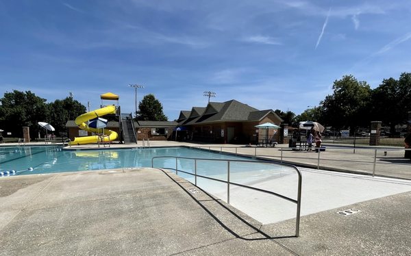 WASHINGTON TERRACE POOL AND WATERSLIDE - Updated July 2025 - 108 Murray ...