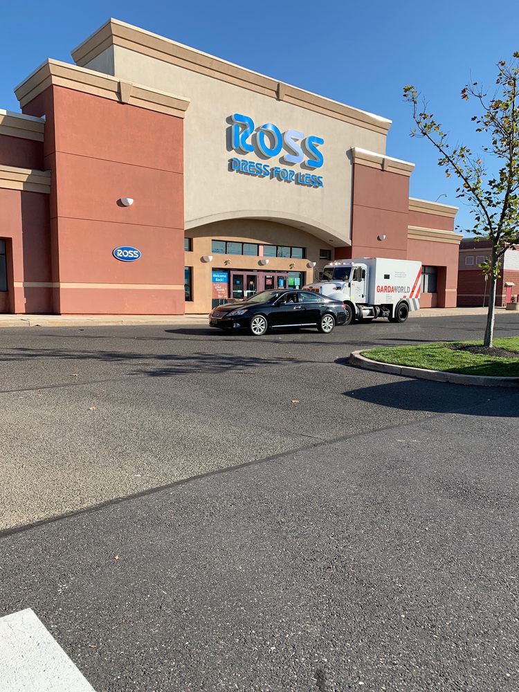 ROSS DRESS FOR LESS - Updated November 2024 - 11 Photos & 10 Reviews ...