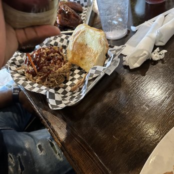 HOGSHEAD CAFE - Updated 2024 - 876 Photos & 540 Reviews - 8902 W Broad ...