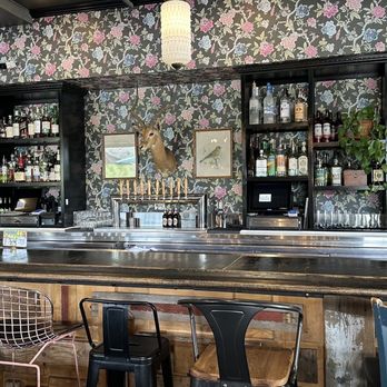 FINCH - Updated August 2025 - 1090 Photos & 836 Reviews - 32395 Clinton ...