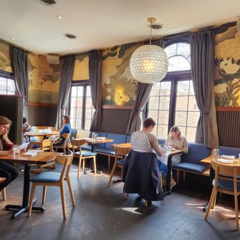 PERRY’S RESTAURANT - Updated August 2024 - 777 Photos & 871 Reviews ...