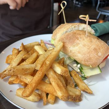 SOVEREIGN - Updated August 2025 - 636 Photos & 952 Reviews - 24216 W ...