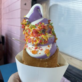 OMG SQUEE - Updated April 2025 - 947 Photos & 391 Reviews - 4607 Bolm ...