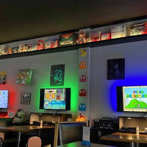 RETRO GAME BAR - 109 Photos & 49 Reviews - 6720 NE Martin Luther King ...