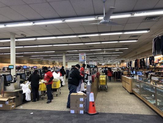 MYUNIQUE THRIFT - ELIZABETH - Updated October 2025 - 69 Photos & 23 Reviews - 116 Broad St ...