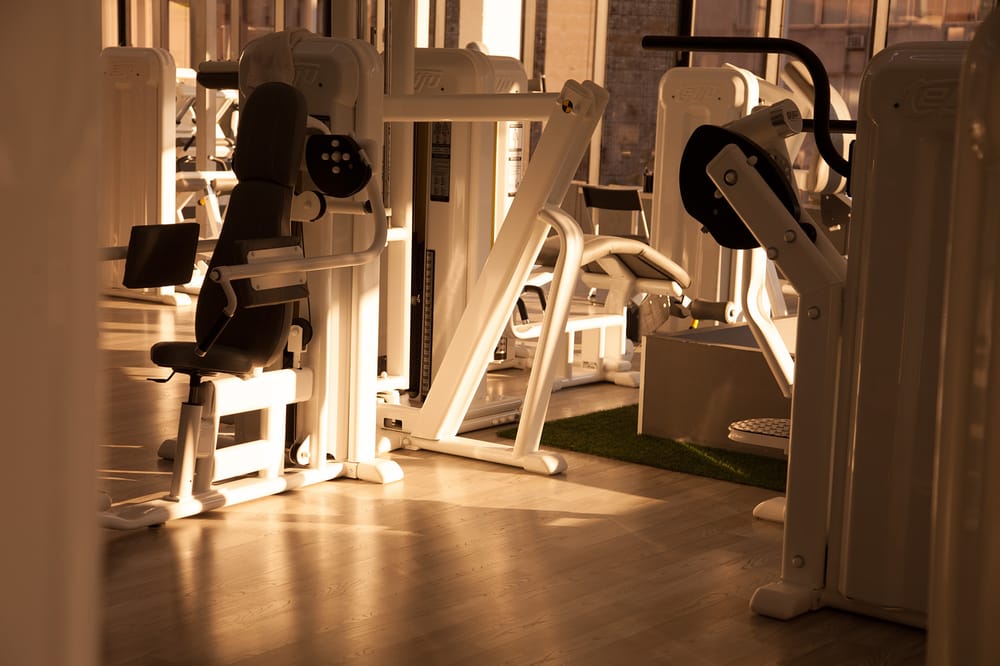 GYMAGE - Updated September 2025 - 18 Photos & 13 Reviews - Calle de la ...