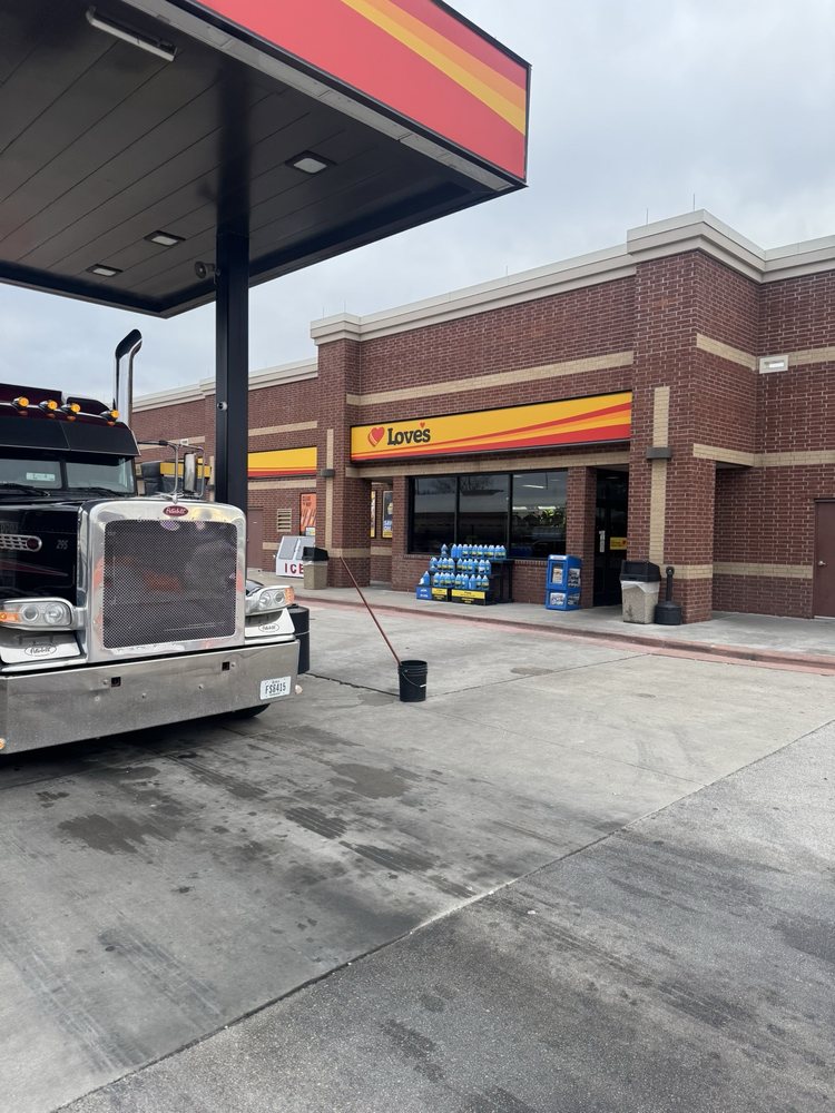 LOVE’S TRAVEL STOP - Updated 05/2025 - 17 Photos - 3925 County Fair Dr ...