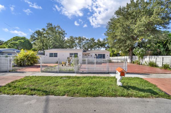 PAULA VEGA - KELLER WILLIAMS REALTOR - Contact Agent - 550 Biltmore Way ...