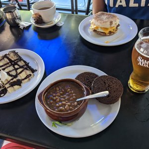 BEANTOWN PUB - 340 Photos & 719 Reviews - 100 Tremont St, Boston, MA - Yelp