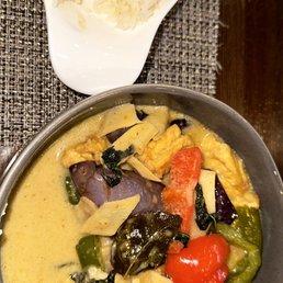 THAI TABLE - Updated January 2026 - 161 Photos & 71 Reviews - 5221 ...