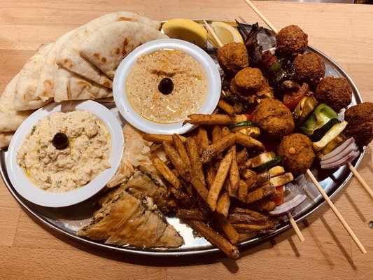 GREEK BELLY - 154 Photos & 113 Reviews - Mediterranean - 320 E Walnut ...