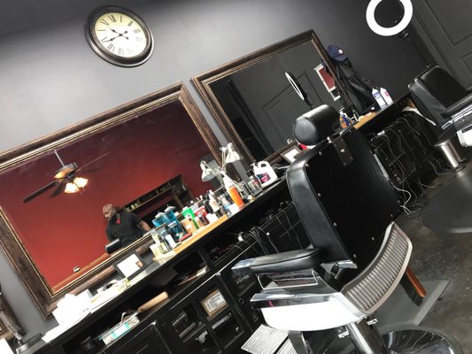 SHAVING BAR ON LAMAR AND BARBERSHOP - Updated August 2025 - 20 Photos ...