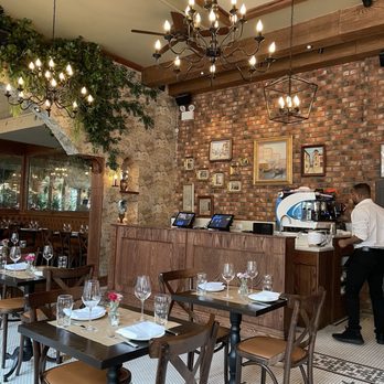 DA ANDREA - CHELSEA - 140 Photos & 58 Reviews - 160 8th Ave, New York ...