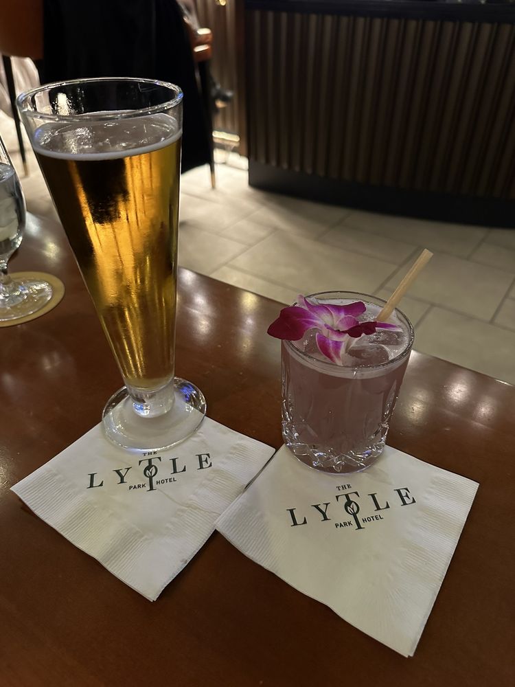 ONE LYTLE PLACE APARTMENTS - Updated December 2025 - 53 Photos & 28 ...