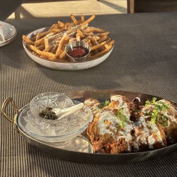 RARE BIRD - Updated October 2025 - 181 Photos & 97 Reviews - 200 4th ...