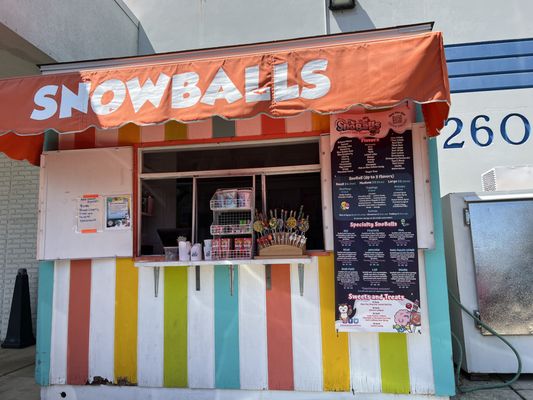 TROPICAL WATERS’ SNOWBALL STAND - Updated December 2025 - 12260 ...
