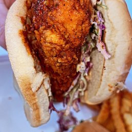 FLAME-N-CHICKZ - 119 Photos & 124 Reviews - 4006 Foothills Blvd ...