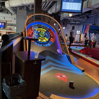 PUTTSHACK - MIAMI - Updated October 2024 - 421 Photos & 201 Reviews ...