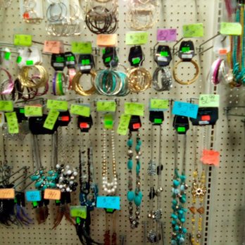 VALUE SEEKERS - Updated December 2025 - 15 Photos - Hwy 19N, Thayer ...