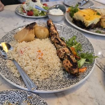 MEZES - Updated December 2025 - 391 Photos & 292 Reviews - 456 Danforth ...