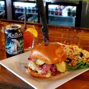 THE HOG WALLOW PUB - Updated May 2025 - 138 Photos & 242 Reviews - 3200 ...