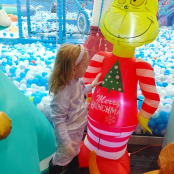 SMILEY - Updated July 2025 - 182 Photos & 91 Reviews - 5729 E 86th St ...