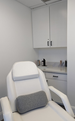 SKIN VERSE MEDICAL SPA BEVERLY HILLS - 39 Photos & 12 Reviews - 99 N La ...